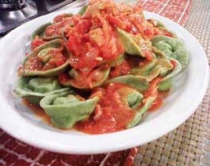 Capelletis de verdura con estofado de pollo - Cocineros Argentinos