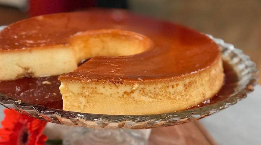 Flan con leche condensada y caramelo - Cocineros Argentinos