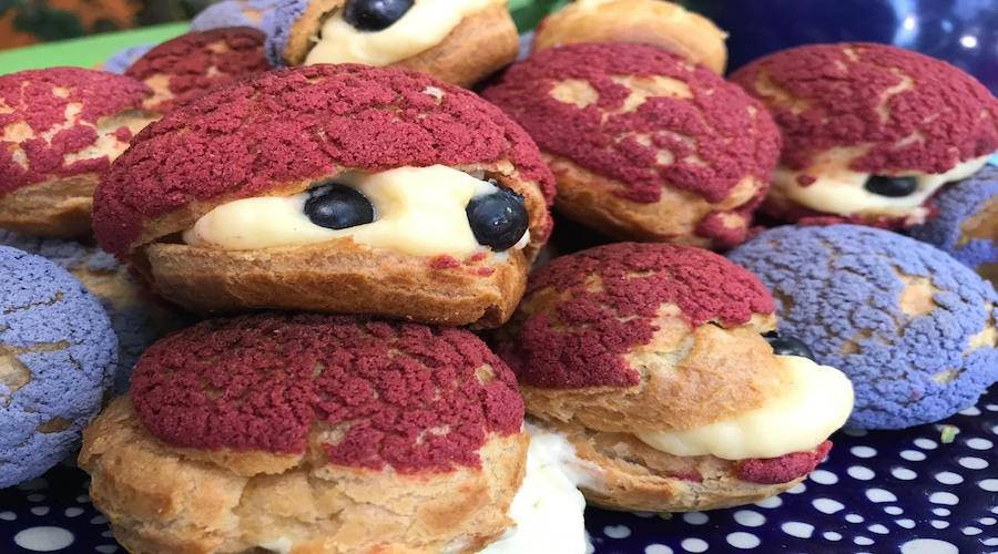 Profiteroles de colores - Cocineros Argentinos