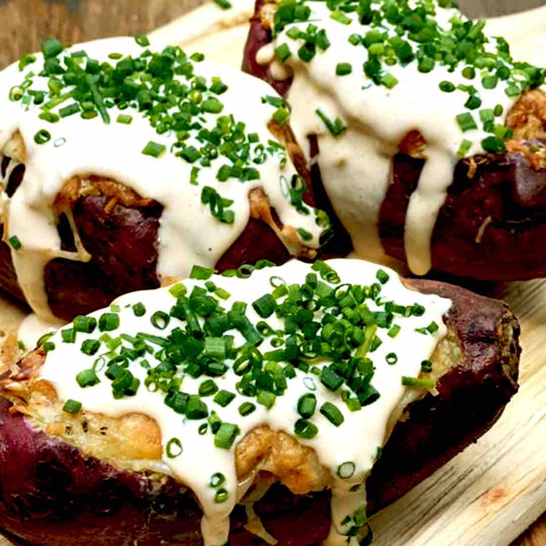 BATATAS RELLENAS CON SALSA BRAVA - Cocineros Argentinos