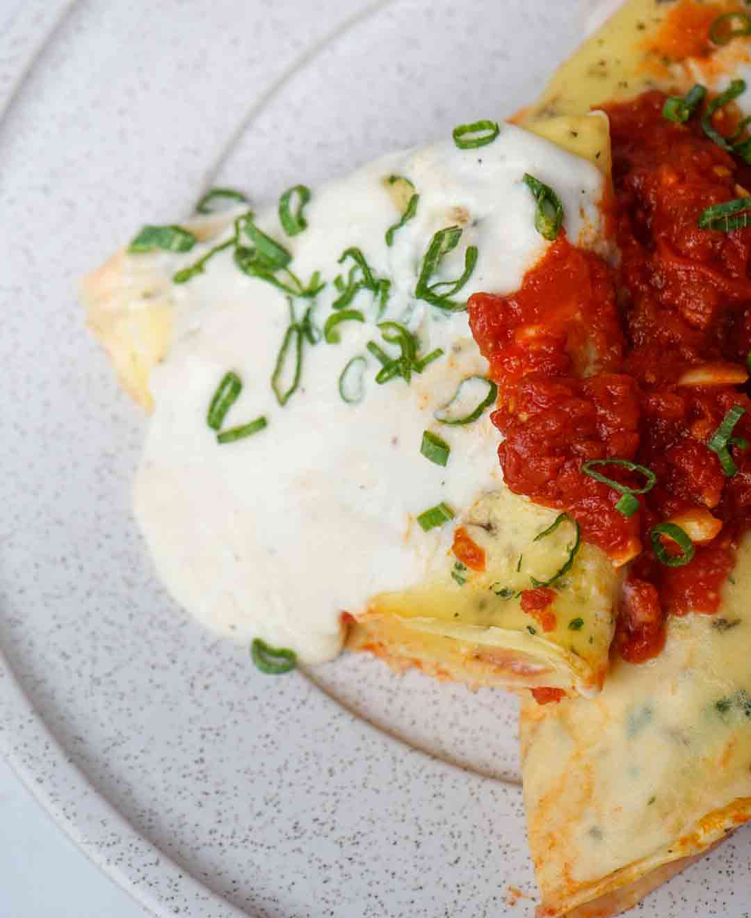 CREPES DE POLLO CON SALSA POMODORO - Cocineros Argentinos