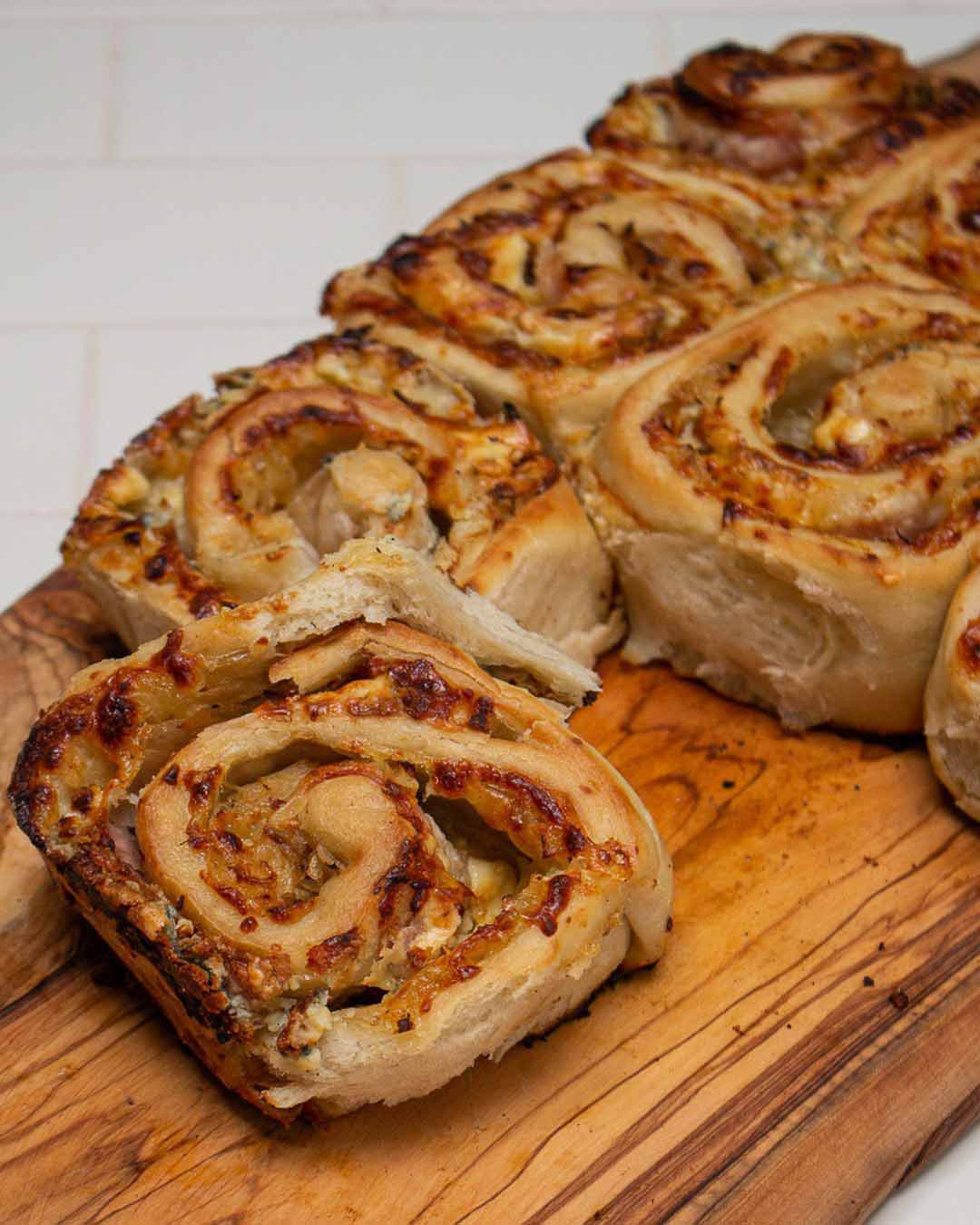 ROLLS DE PIZZA - Cocineros Argentinos