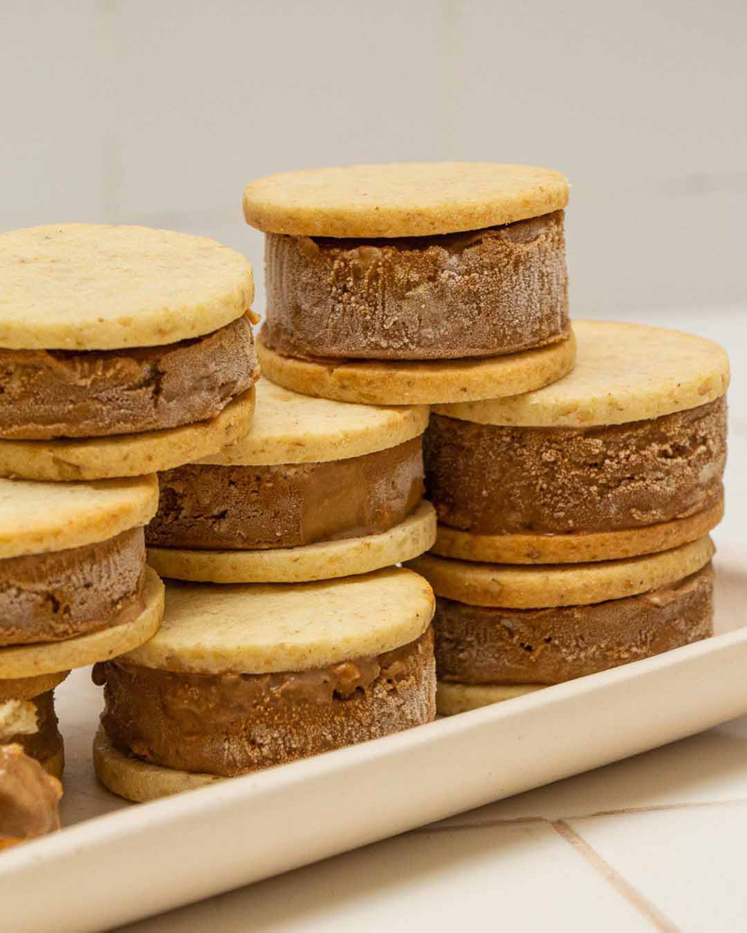 ALFAJOR DE NUEZ HELADO - Cocineros Argentinos