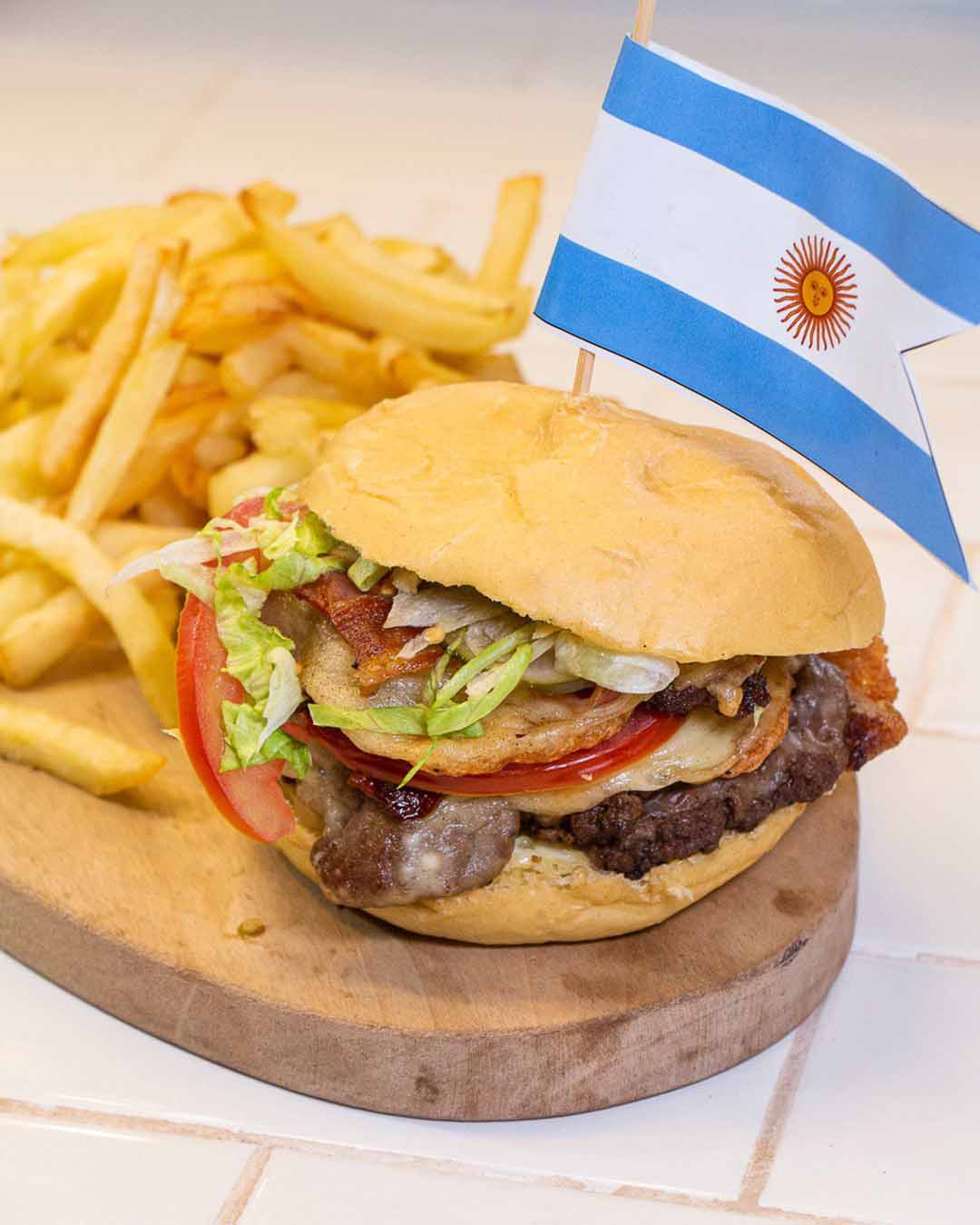 SUPER HAMBURGUESAS DE CUATRO GUSTOS - Cocineros Argentinos