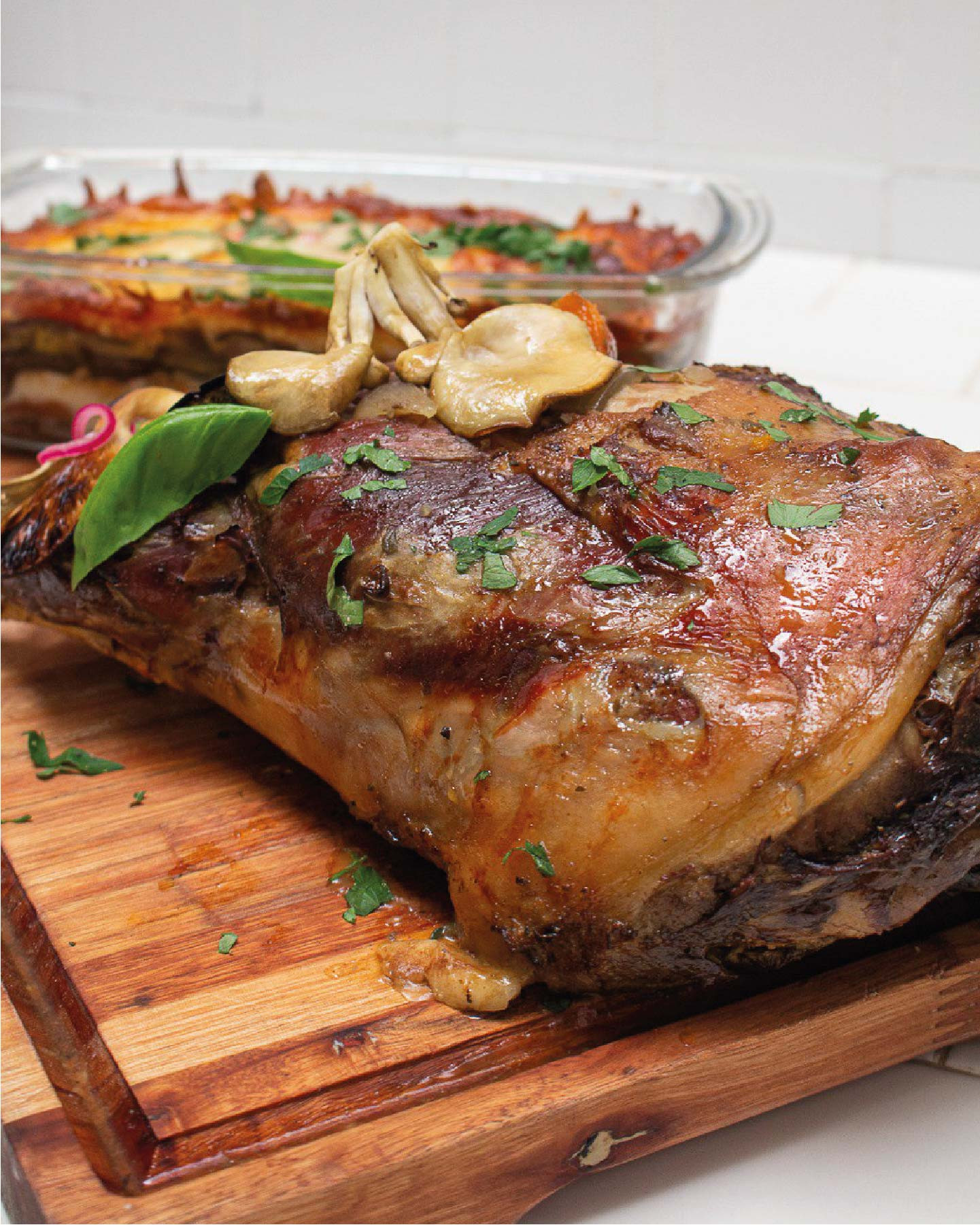CABRITO AL HORNO CON LASAGNA DE BERENJENA Y HONGOS - Cocineros Argentinos