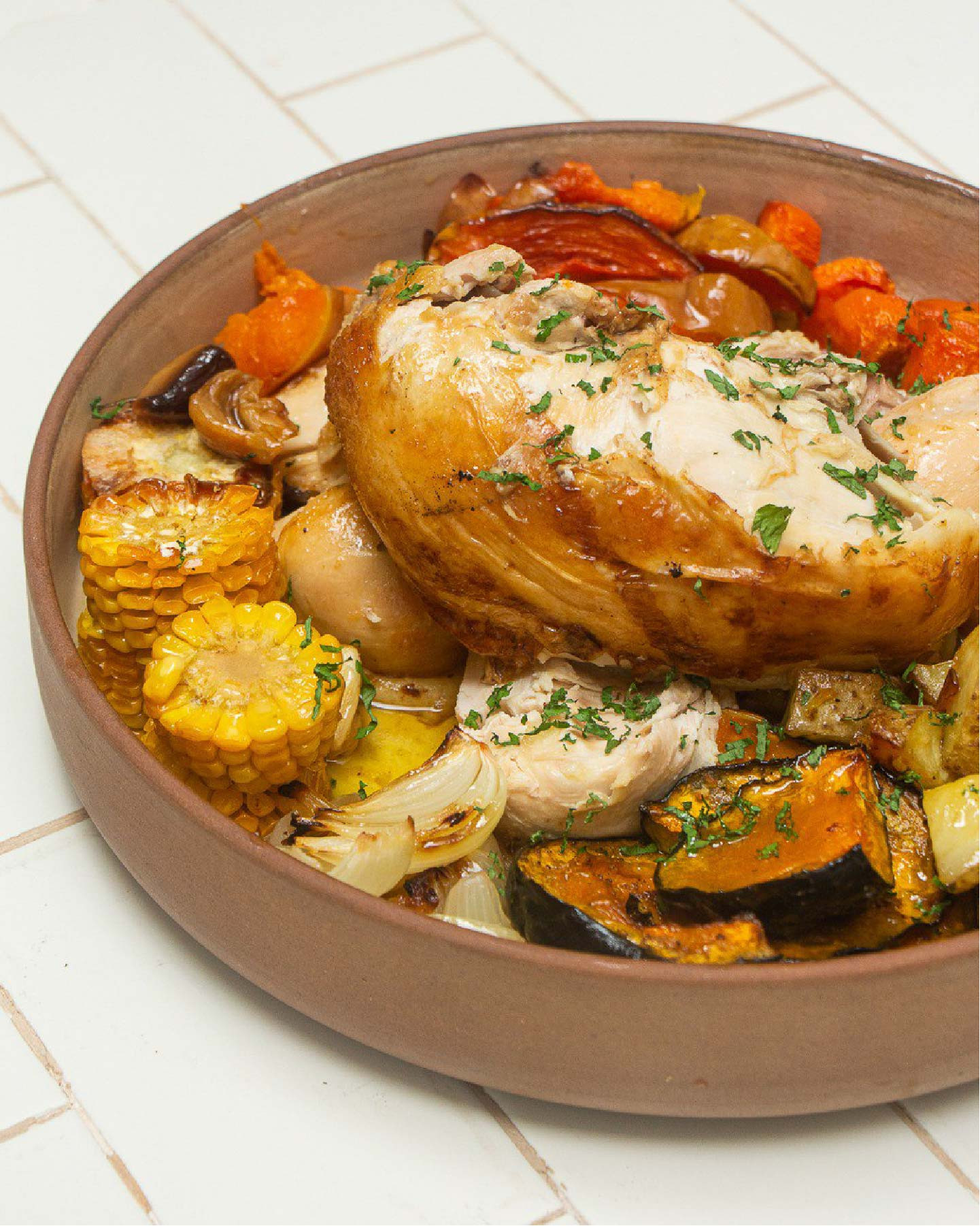 POLLO HORNEADO A LOS 40 AJOS - Cocineros Argentinos