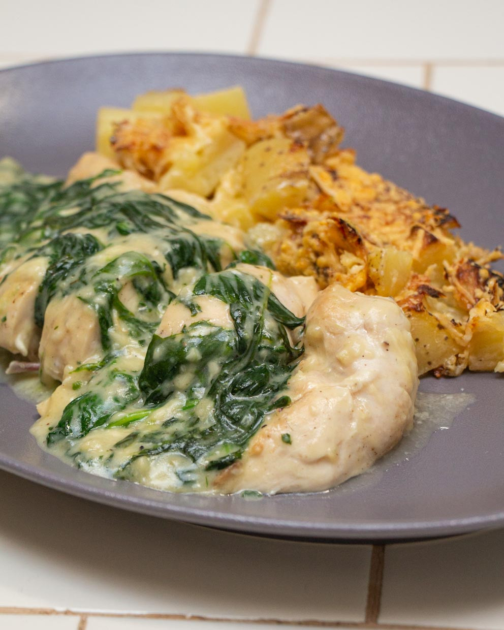 SUPREMAS DE POLLO A LA FLORENTINA CON PAPAS GRATINADAS - Cocineros ...