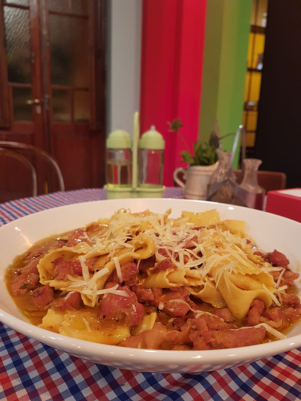Pasta con estofado de cabrito - Cocineros Argentinos